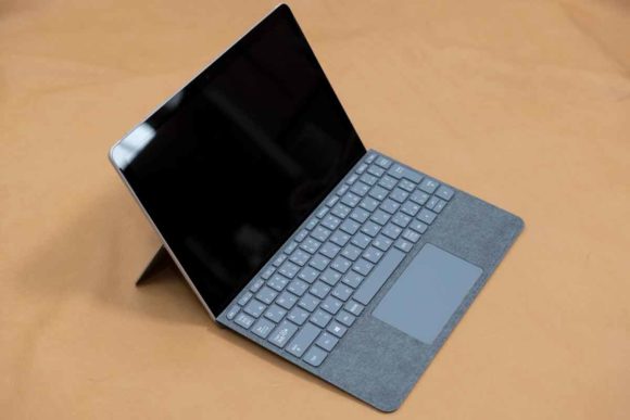 【レビュー】マイクロソフトの「Surface Go 2」を購入。iPadサイズでWin PCなのはイイぞ！