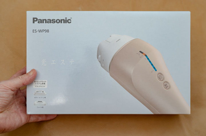 人気の脱毛器パナソニック「光エステES-WP98」を勢いで購入したけど、ブラウン「シルク・エキスパートPro5」の方がよかったのでは！？と後悔しかけてスペック詳細比較をした結果「いや、パナES ...
